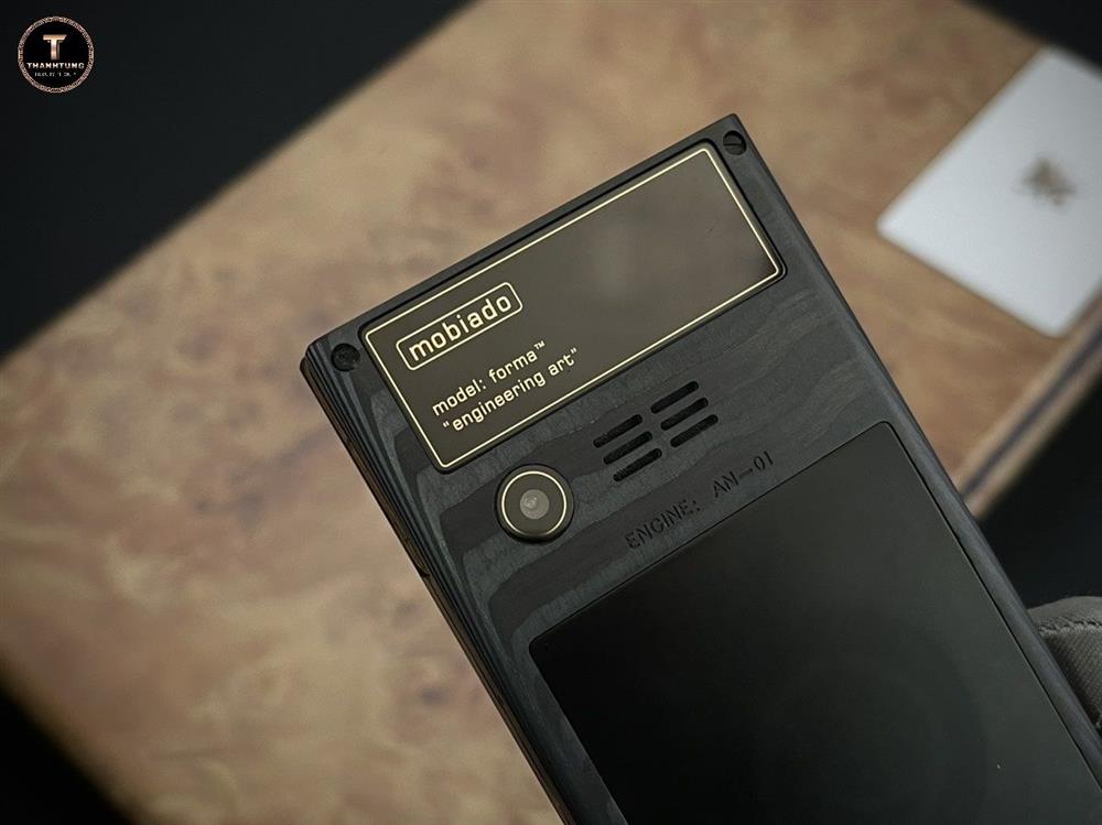 Mobiado Forma Sport Carbon Gold Máy Lướt new 99%